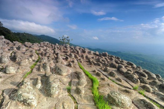 Phu Hin Rong Kla National Park Guide: Rock Fields, Pines and History ...